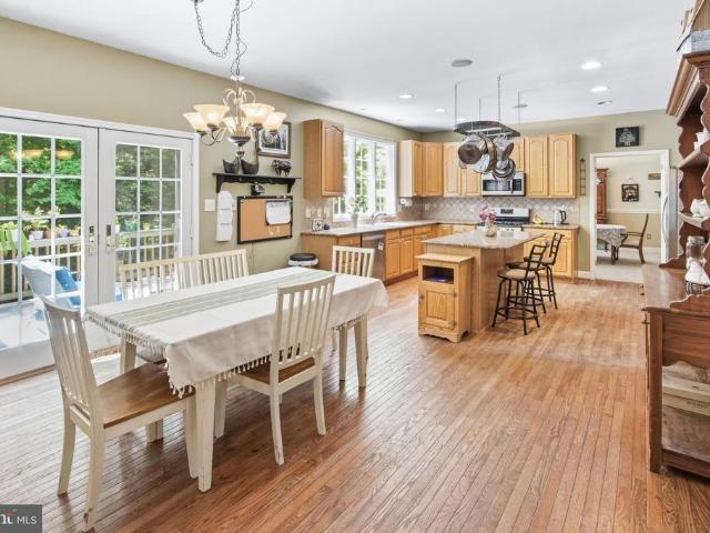 15 Hollybrook Road