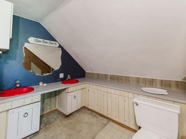 15 Hope Ct, West Warwick, RI 02893 | MLS #1415
