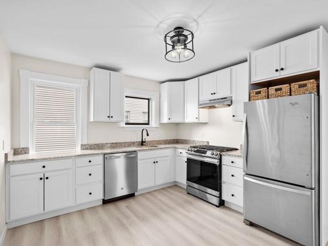 15 Hull St Unit 17, Belmont, MA 02478