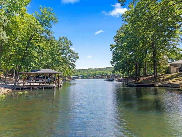 15 Inca Pl, Hot Springs Village, AR 71909