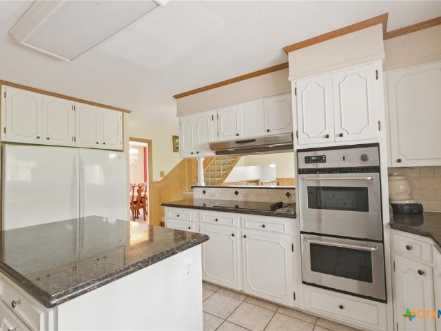 15 Jade Drive