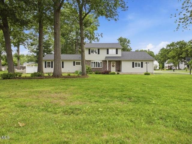 15 Jerome Ln, South Glens Falls, NY 12803
