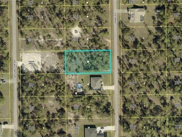 15 Johns Ave, Lehigh Acres, FL 33936