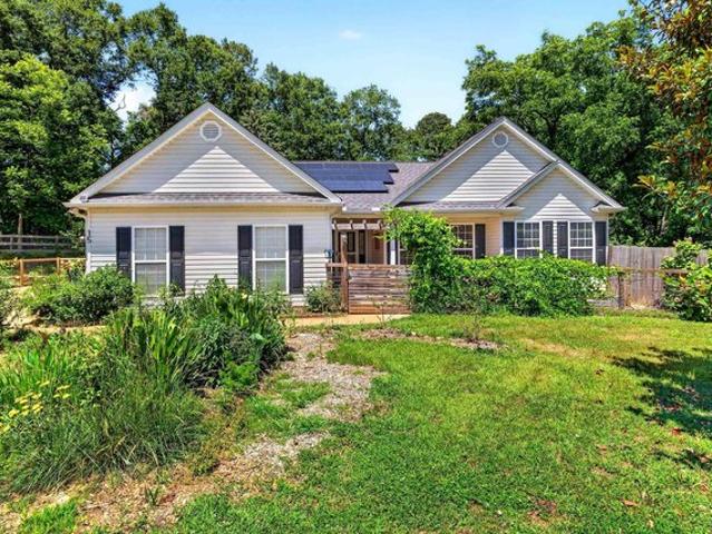 15 Jude Ct, Greer, SC 29651