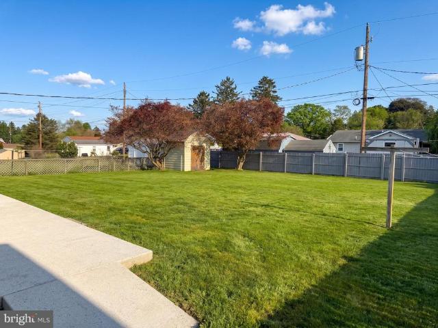 15 Kenwood Avenue