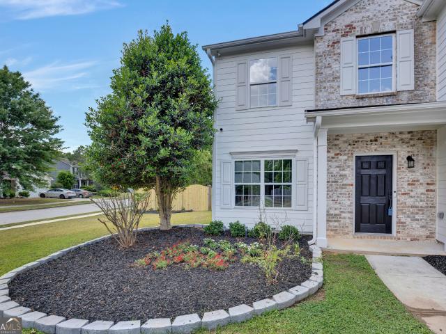15 Kestrel Circle