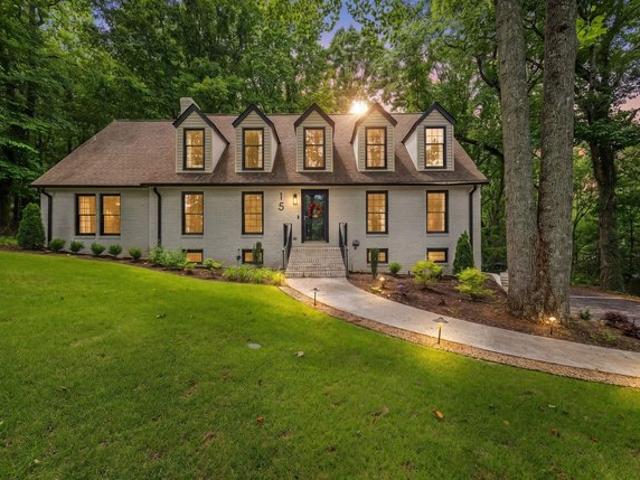 15 Lake Circle Dr, Greenville, SC 29609