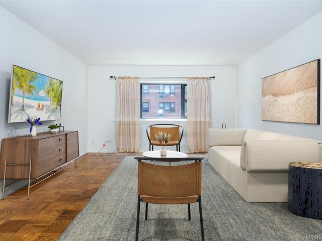 15 Lake Street 4 J