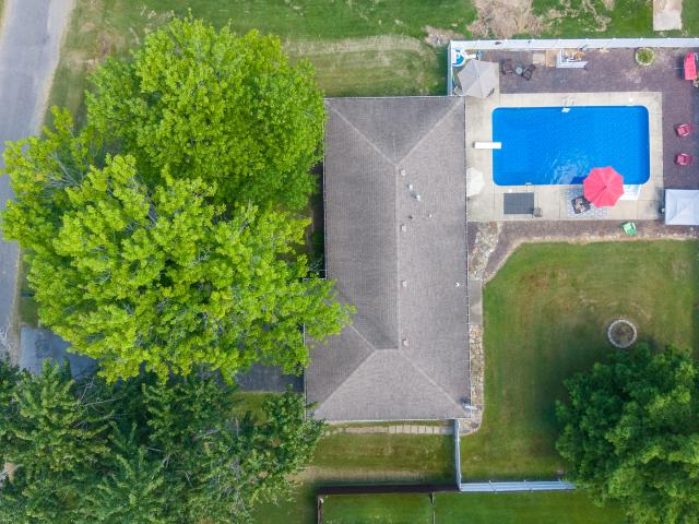 15 Lakedale Drive