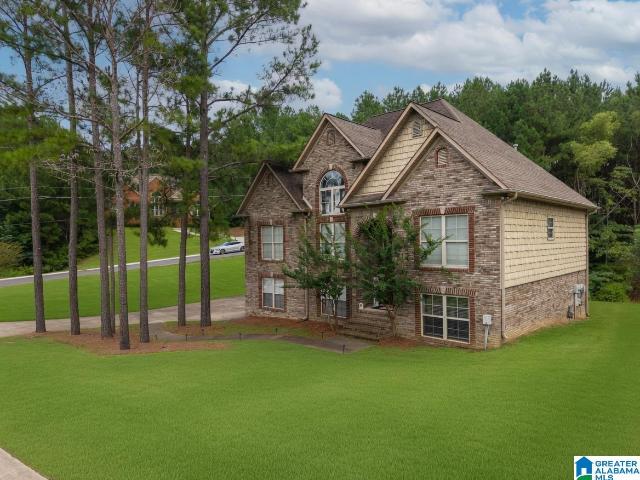 15 Lakeside Drive