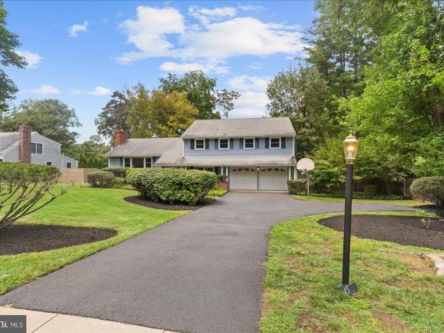 15 Linwood Circle