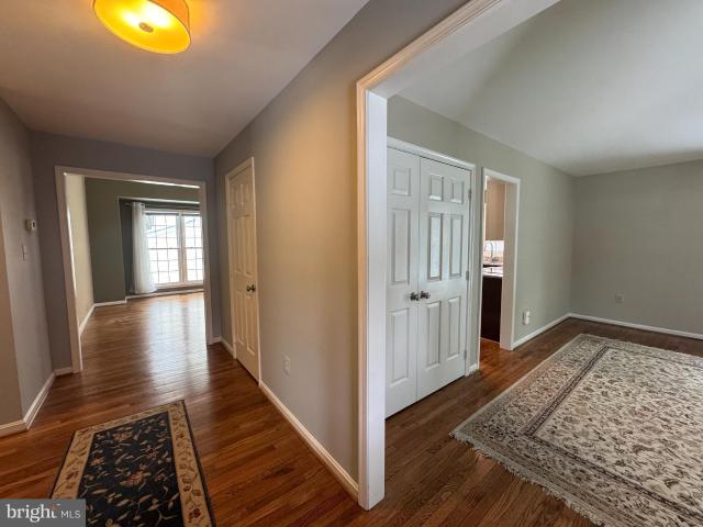 15 Linden Hill Way SW, Leesburg, VA 20175 | MLS #VALO2116 | Compass