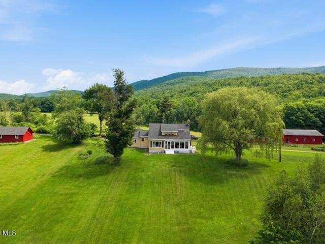 15 Lone Oak Ln, Petersburgh, NY 12138