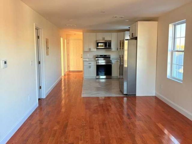 15 Loreto Street 3 Bedroom Apartment for Rent at 15 Loreto St, Providence, RI 02904 Charles