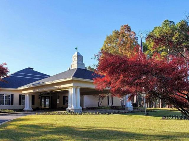 15 Loyola Cir, Hot Springs Village, AR 71909