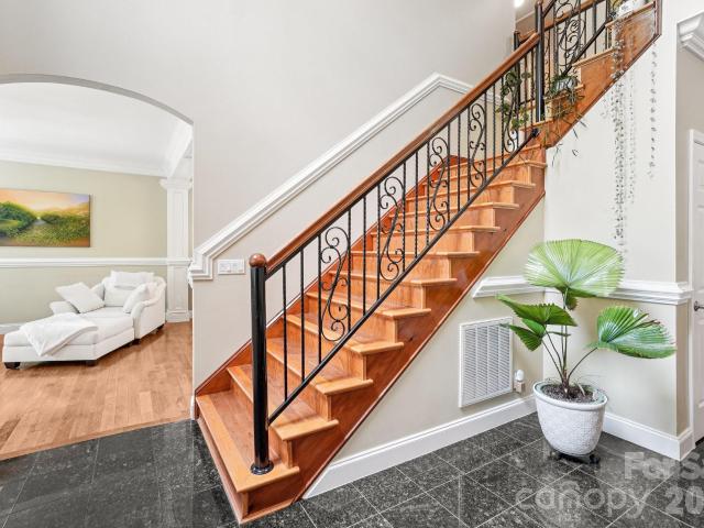 15 Madelyn Ln, Fairview, NC 28730 | MLS #4302
