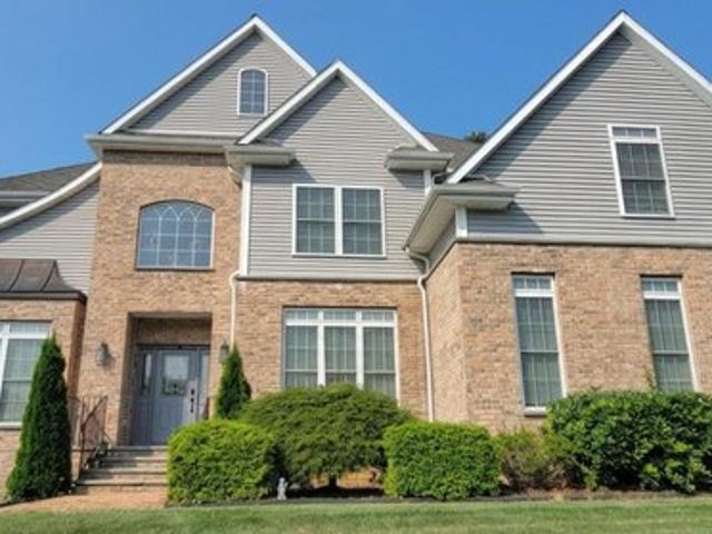 15 Maggie Ln, Shelton, CT 06484