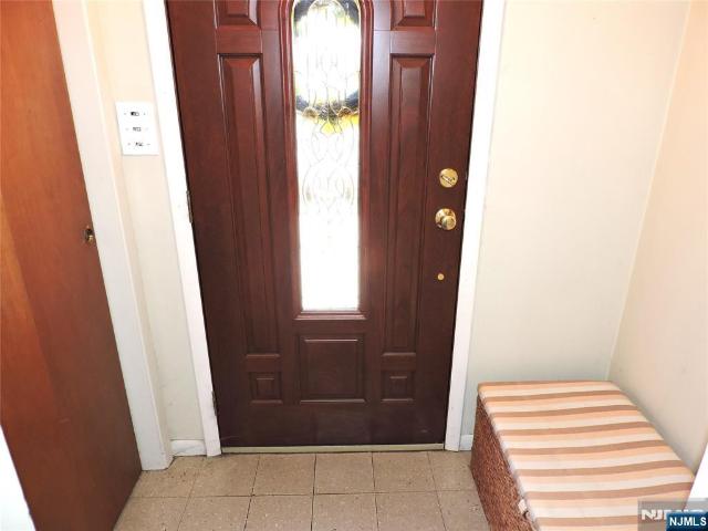 15 Main Avenue