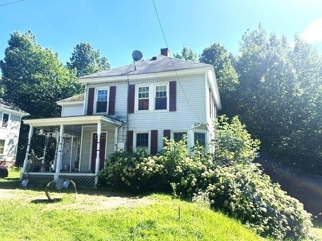 15 Mayo St, Dover Foxcroft, ME 04426