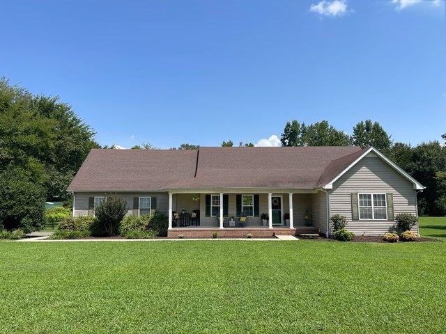 15 Meadowland Dr, Manchester, TN 37355