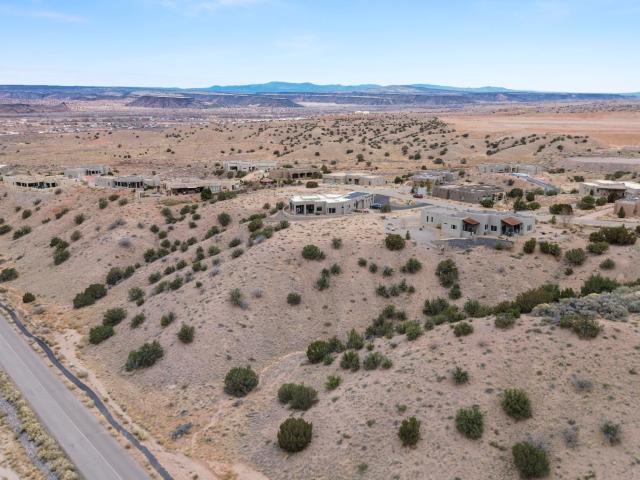 15 Mimbres Court