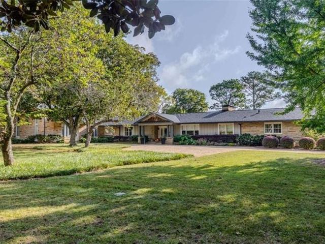 15 Mimosa Dr SE, Rome, GA 30161
