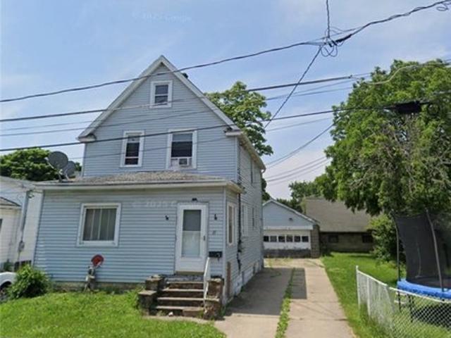 15 Monroe St, Lackawanna, NY 14218