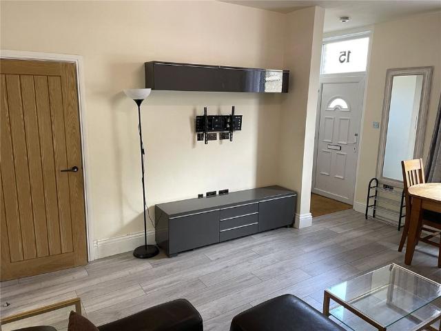 15 Moss Street, Newsome, Huddersfield.