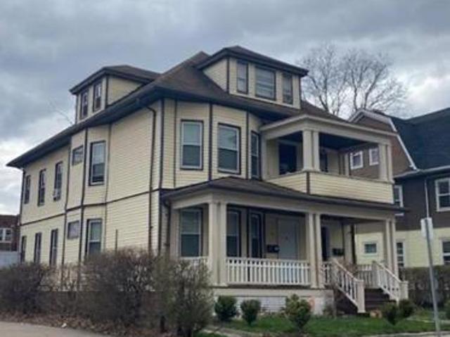 15 Mountford St Hartford, CT 06114