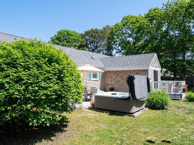 15 Mulford Street