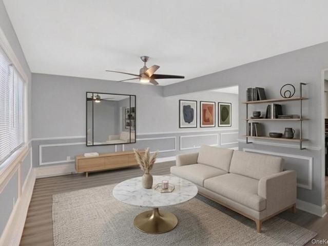 15 N Aspen Rd, Middletown, NY 10940