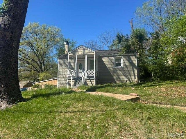 15 N Harvey Ave, Saint Louis, MO 63135