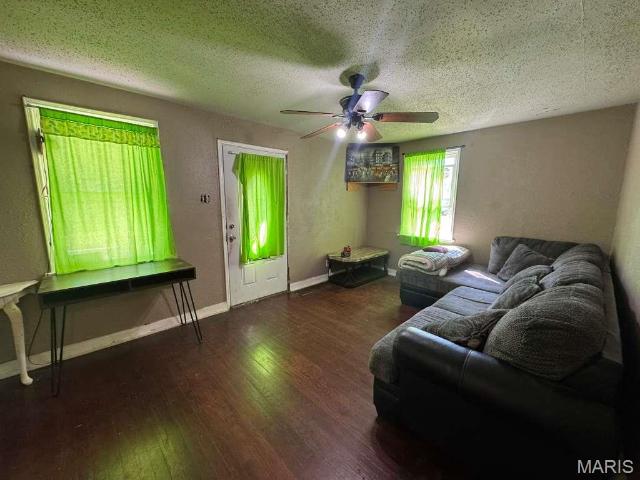 15 N Harvey Ave, St. Louis, MO 63135 | MLS #26021 | Compass