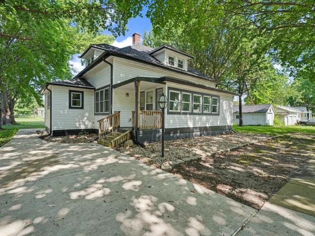 15 N Locust Street