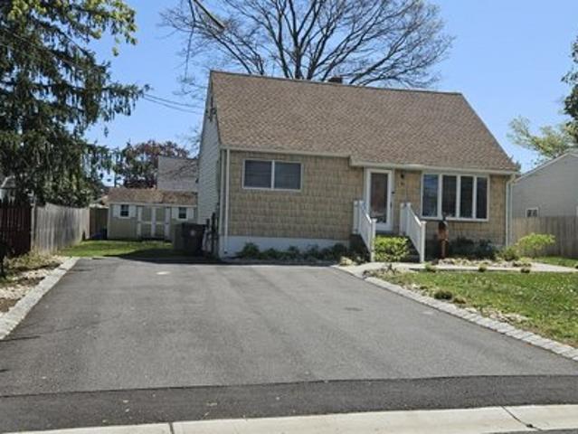 15 N Pennington Rd, New Brunswick, NJ 08901