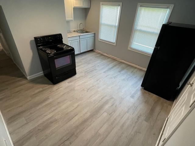 15 N Riley Avenue # 4