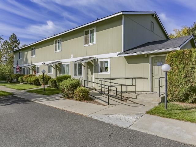 15 N Weber St, 3 beds, 1 full bath