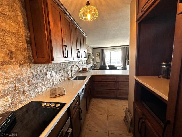 15 N 1st St, Unit A1409, Minneapolis, MN 55401 | MLS #7058 | Compass