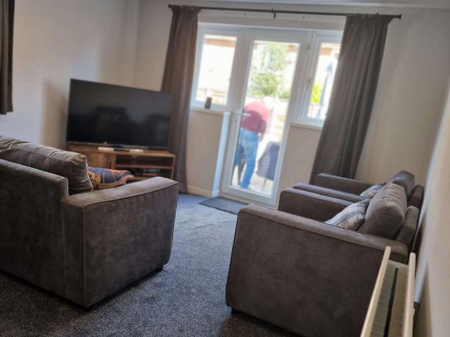 15 Newton Drive Frawellgate Moor A peaceful place to study Room 5