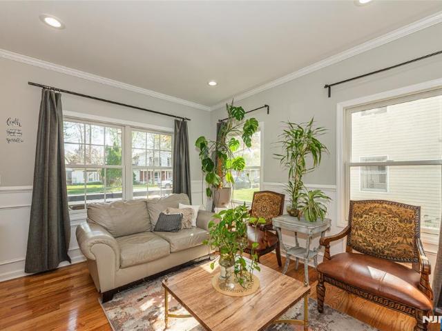15 Norman Avenue