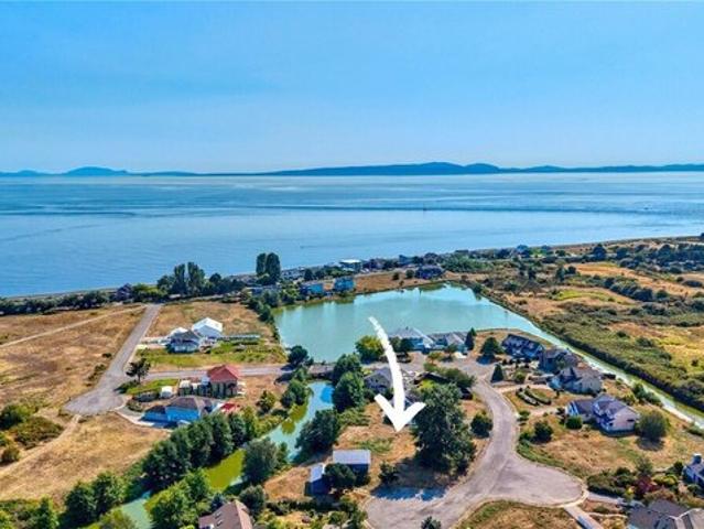 15 Ocean View Ln Lot 15, Point Roberts, WA 98281