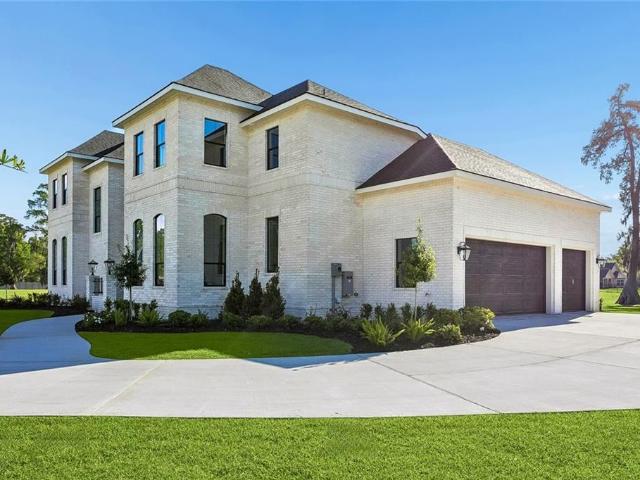 15 Oak Hills Lane