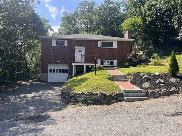 15 Oak Rd, Waltham, MA 02451