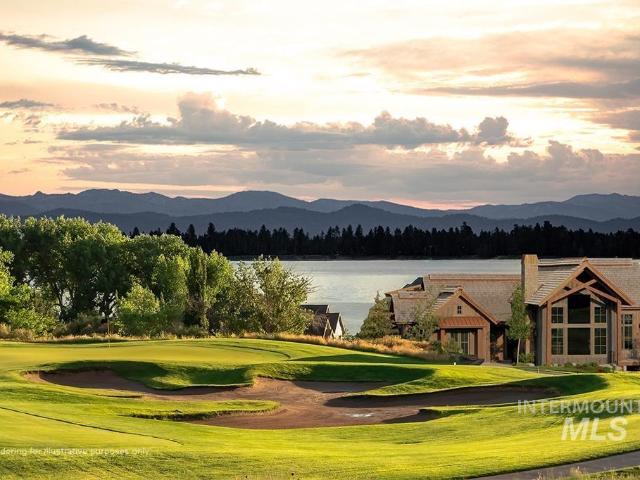15 Osprey Meadow Court