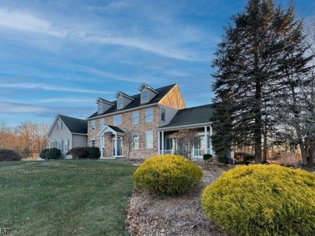 15 Opdyke Rd, Kingwood Township, NJ 08825