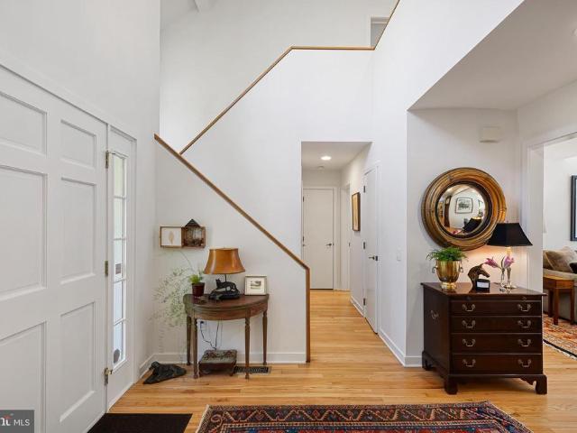 15 Orchard View