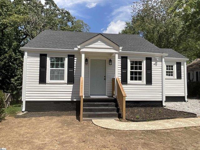 15 Orlando Ave, Greenville, SC 29609