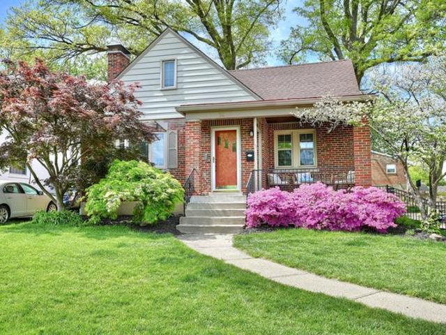 15 Oxford Dr, Fort Mitchell, KY 41017