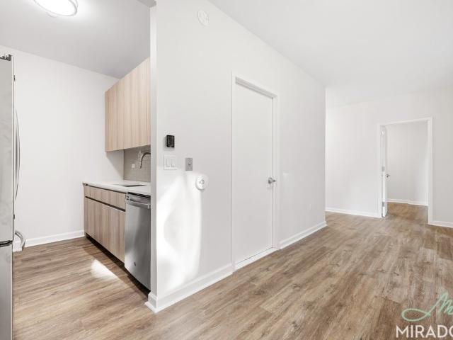 15 Park Row 10D