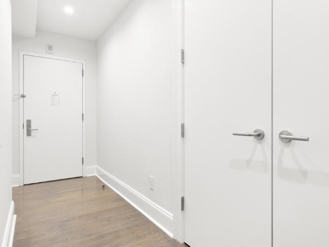 15 Park Row 3F2